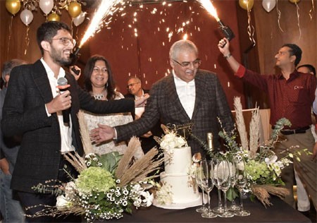 Ashish Bhasin rings in his 60th with industry stalwarts
